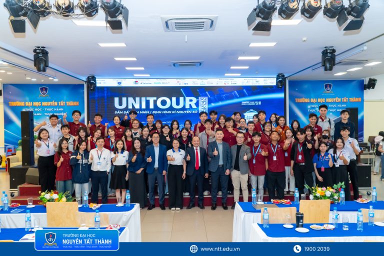 Chương trình UNITOUR 2025: Dẫn Dắt Tầm Nhìn - Định Hình Kỷ Nguyên Số ...